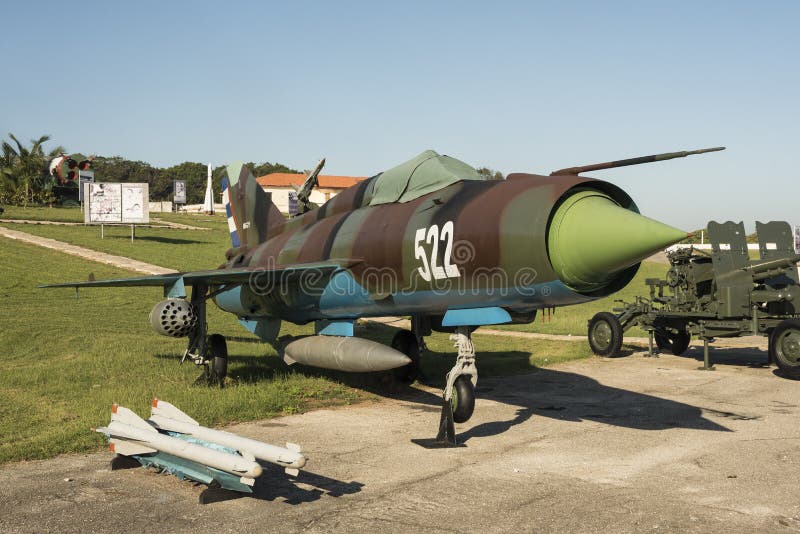 Avión De Combate La Habana Del MIG 21 Fotografía editorial - Imagen de ...