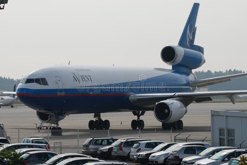 Avient Aviation DC10 editorial photography. Image of flight - 20680577