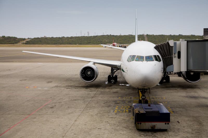 Vue De Face Du Fuselage D'un Avion Photo stock - Image du bagages ...