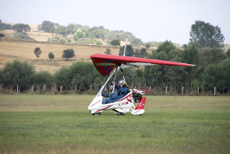 Avion de Microlight photo stock. Image du transport, microlight - 4011552