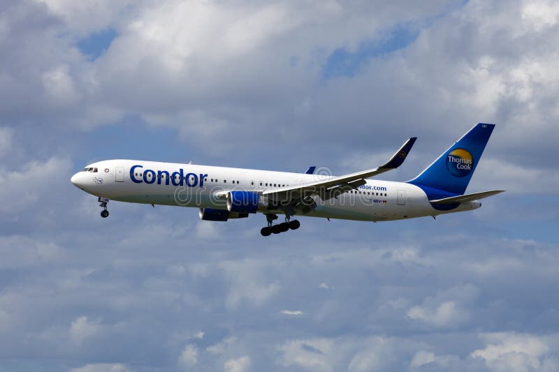 Condor 757 image éditorial. Image du commercial, condor - 20639685