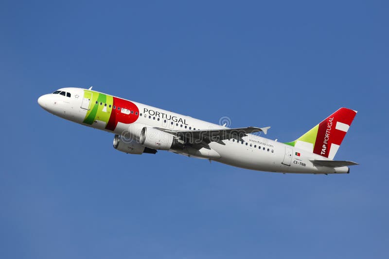 482 Photos de Avion De Tap Portugal Airbus A320 - Photos de stock ...