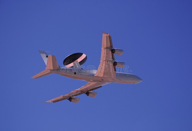 Avion satellite de norad image stock. Image du militaire - 6060445