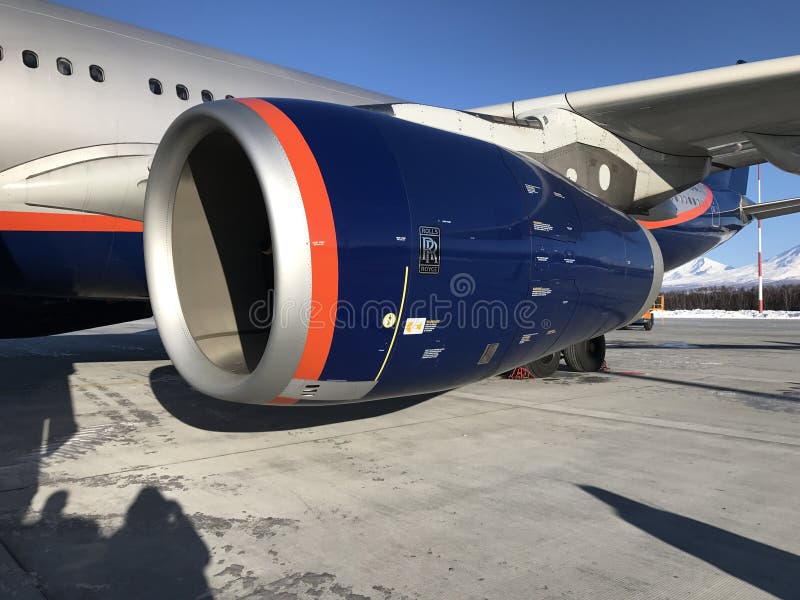 Turbina de aviones foto de archivo. Imagen de ventilador - 24739410