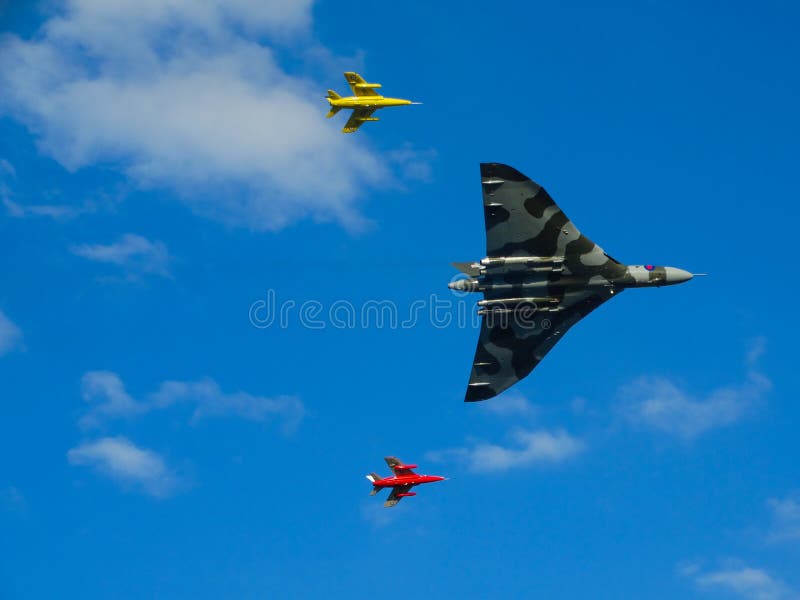 Avro Vulcan Com Os Dois Mosquitos De Folland Foto de Stock - Imagem de ...