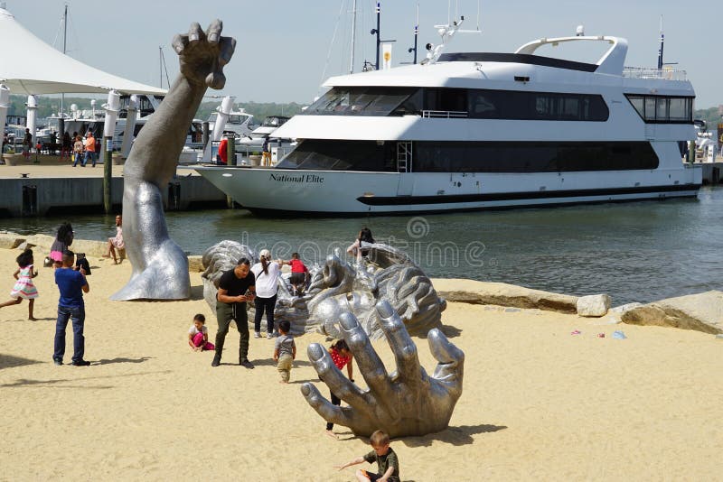 The Awakening Sculpture at the National Harbor, Washington DC Editorial ...