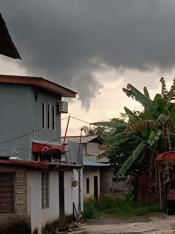 Berarak Kelabu Stock Photos - Free & Royalty-Free Stock Photos from ...