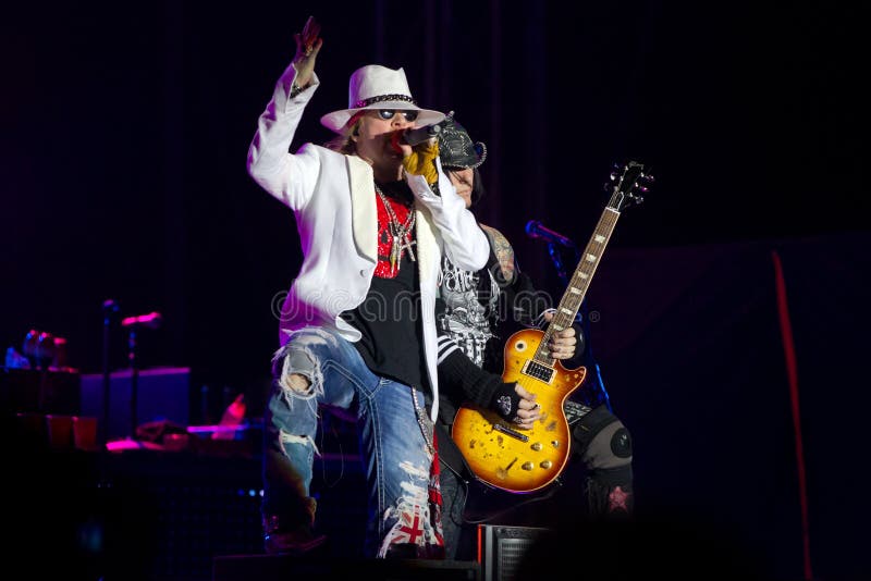 Axl Rose and Chris Pitman editorial photo. Image of chris - 28232016