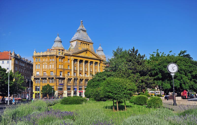 Az Anker Building in Centre of Budapest Editorial Photography - Image ...