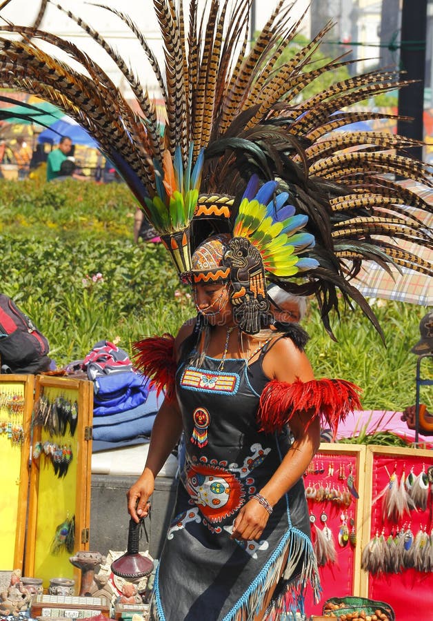 Aztec Dancer editorial image. Image of aztecan, indian - 19921375