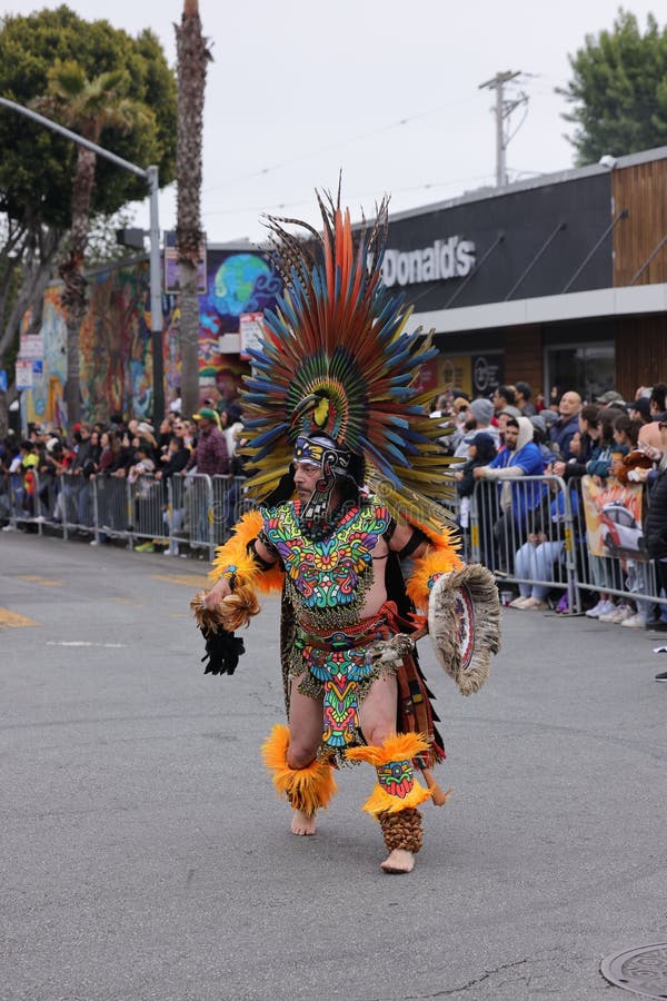 747 Aztec Warrior Costume Stock Photos - Free & Royalty-Free Stock ...