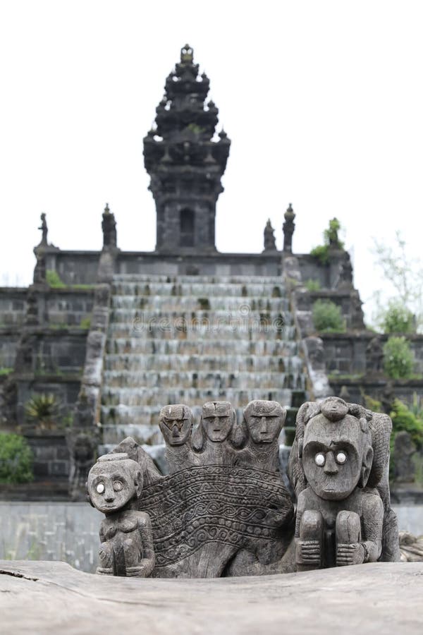 Aztech monument stock image. Image of monument, stone - 127212769