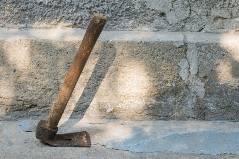 Azuela foto de archivo. Imagen de tallado, borde, aislado - 57399742