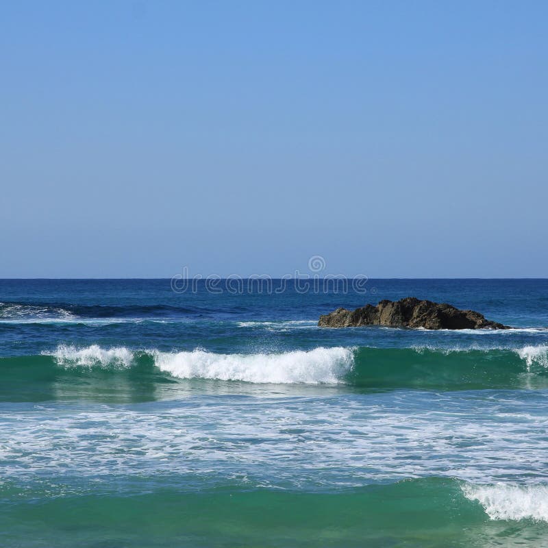 Azur Blue Pacific Ocean in Port Macquarie Stock Image - Image of ...