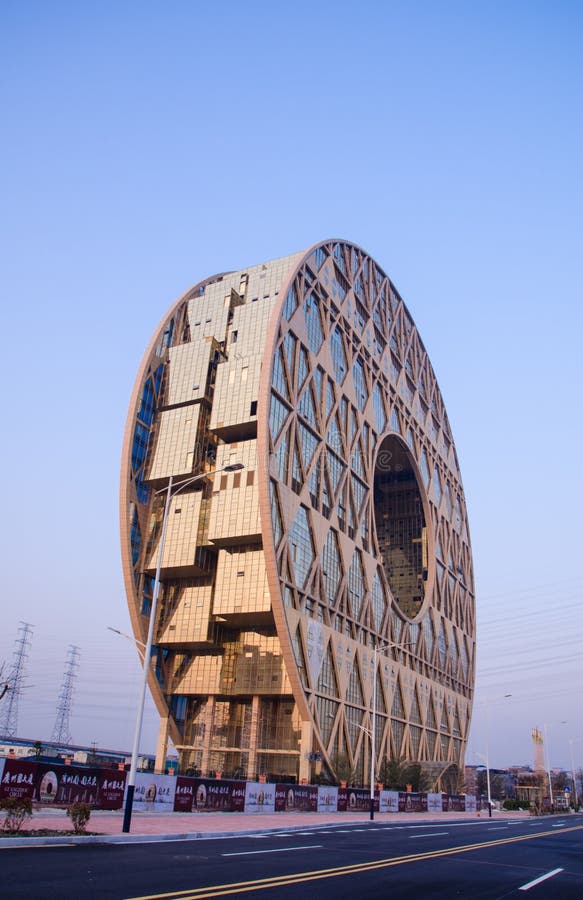 Bâtiment rond de Guangzhou photographie éditorial. Image du province ...