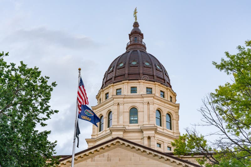Bóveda Del Edificio De La Capital Del Estado De Kansas Imagen de ...