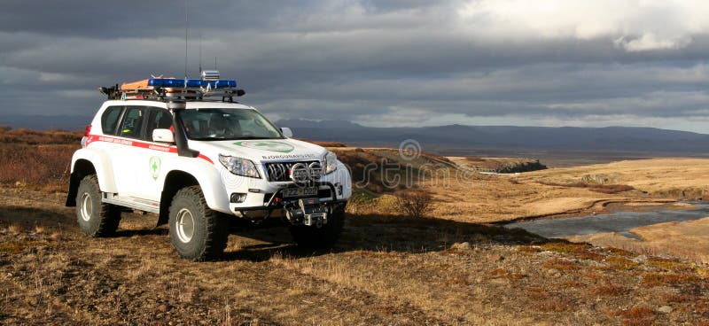 Búsqueda Y Vehículo De Rescate Fotografía editorial - Imagen de peligro ...