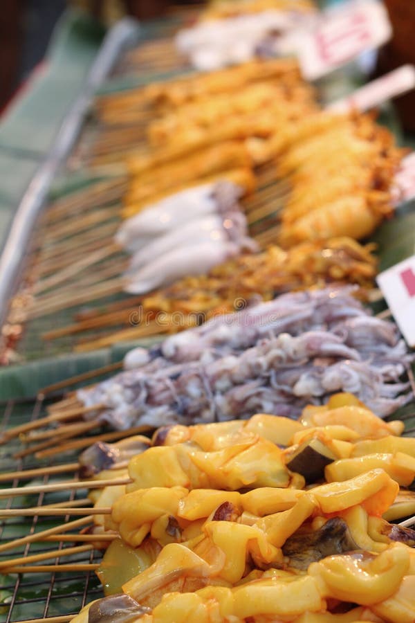B-B-Q Grilled Squid in the Market Stock Image - Image of leaf, dinner ...