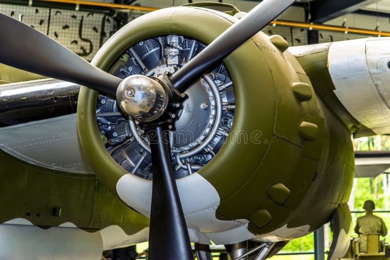 B-25 engine stock photo. Image of engine, plane, propeller - 32191208