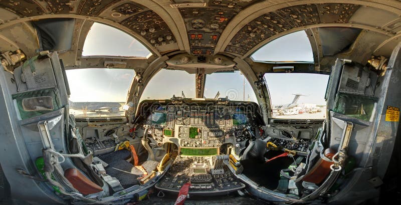 B2 Cockpit Panorama Look Inside The Cockpit Of A B 2 Bomber For The