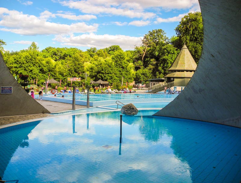 Baño Termal Miskolc-Tapolca Imagen de archivo editorial - Imagen de ...