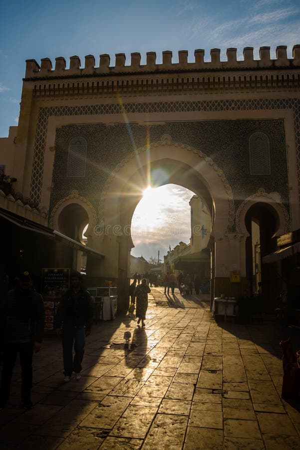 Bab Boujloud Blue Gate En Fes, Marruecos Foto de archivo editorial ...