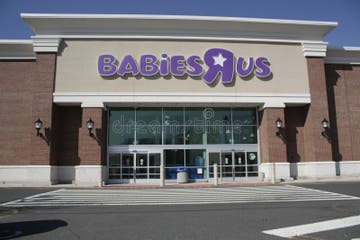 Babies R Us store editorial photography. Image of purple - 39214937