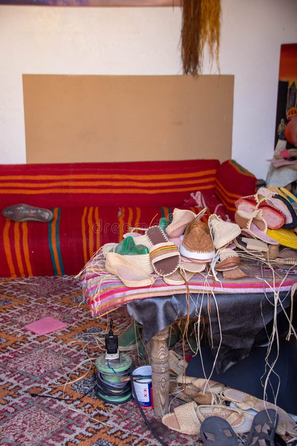 Babouche Marocain Manifactury Stock Image - Image of colors, gate ...