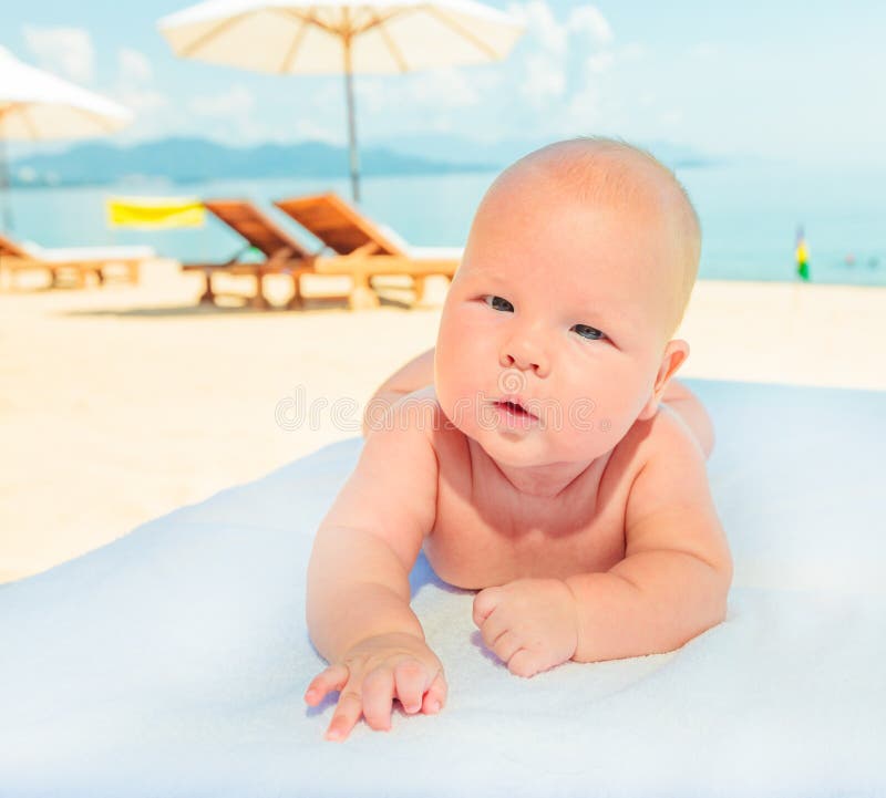 Baby on the beach stock image. Image of childhood, lifestyle - 33950027