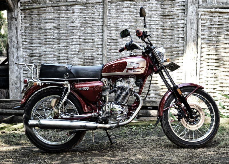 Baby cb100 editorial photo. Image of still, shinning - 100733321