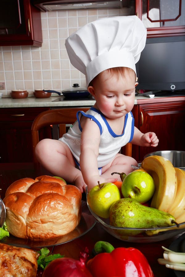Baby food stock image. Image of little, cheerful, cook - 5137947