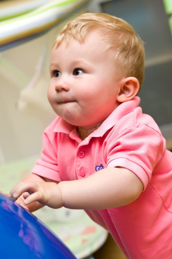 Baby-Kleinkind stockfoto. Bild von mann, kind, junge - 15956038