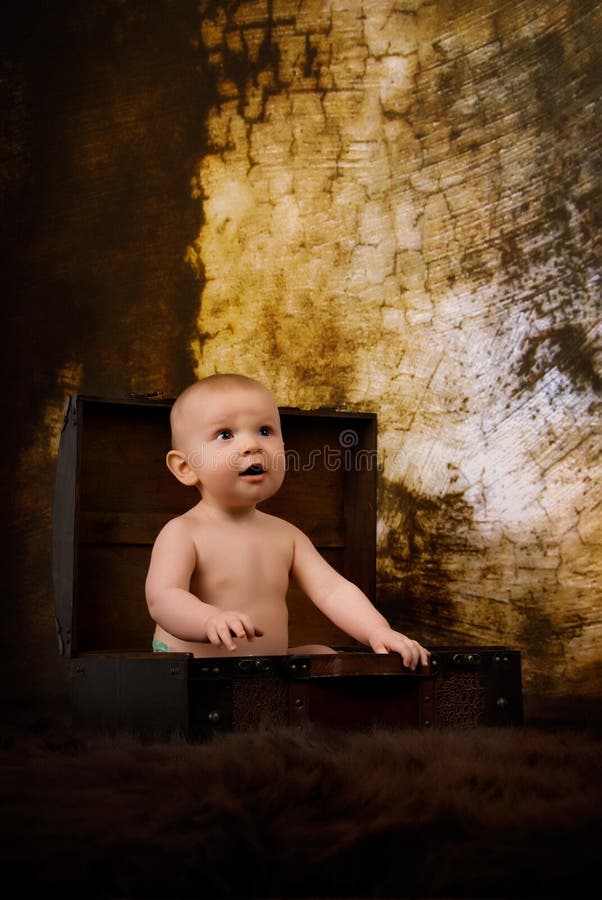 Baby in a Suit Case stock image. Image of baby, blanket - 17523673