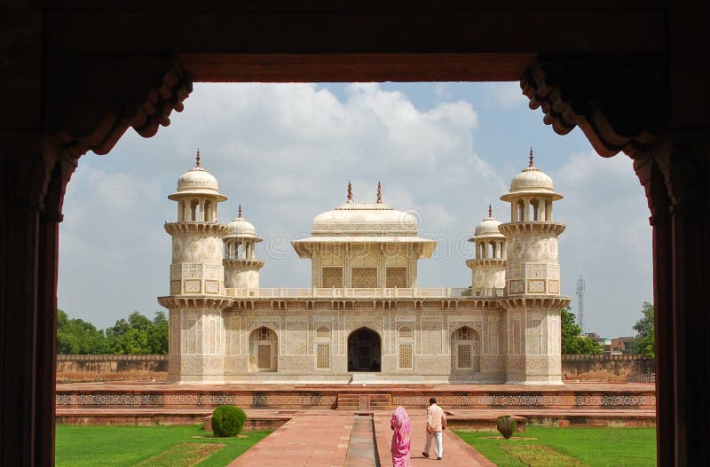 Baby Taj in Agra, India redactionele afbeelding. Image of agra - 21878370