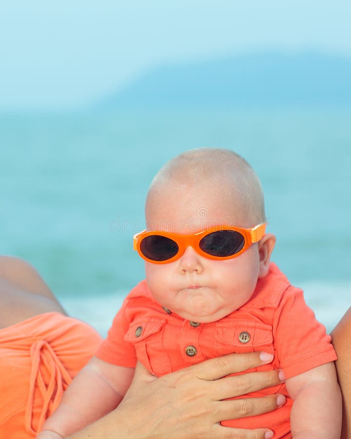 Baby wearing sunglasses stock image. Image of child, nature - 35616715