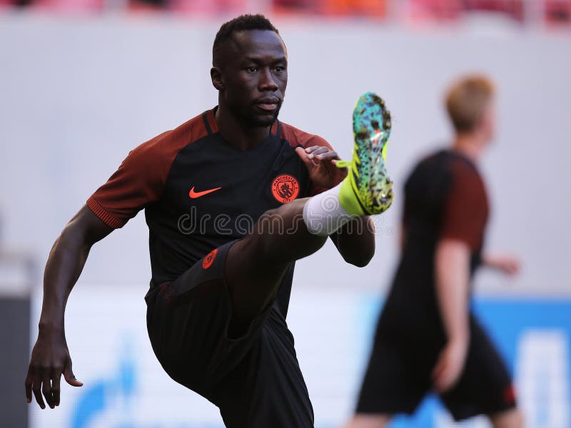 Bacary Sagna redaktionelles foto. Bild von manchester - 75843926