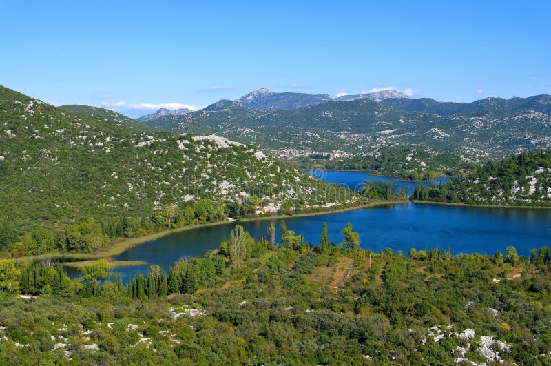 Bacina Seen in Kroatien stockbild. Bild von sommer, schönheit - 33130347