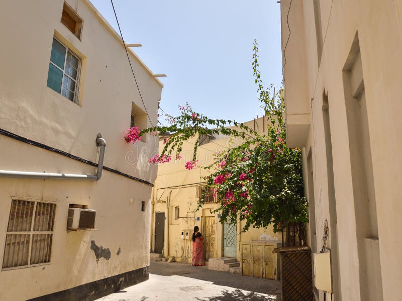 Back Alley in Muharraq, Bahrain Editorial Photo - Image of daylight ...