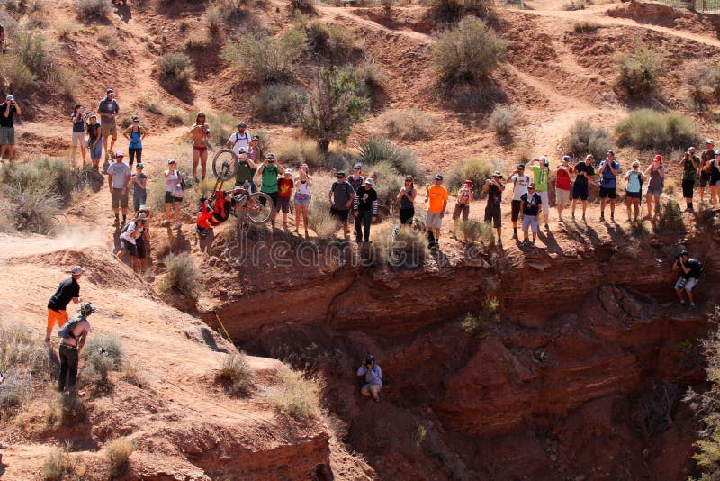 Back-flip for the crowd editorial image. Image of desert - 27052535