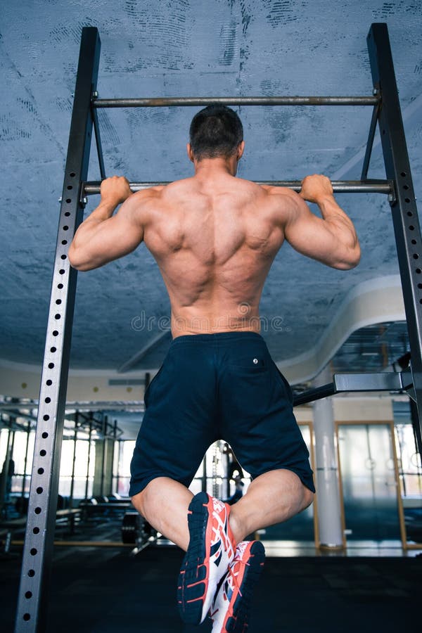 Back View Portrait Muscular Man Pulling Up Stock Photos - Free ...