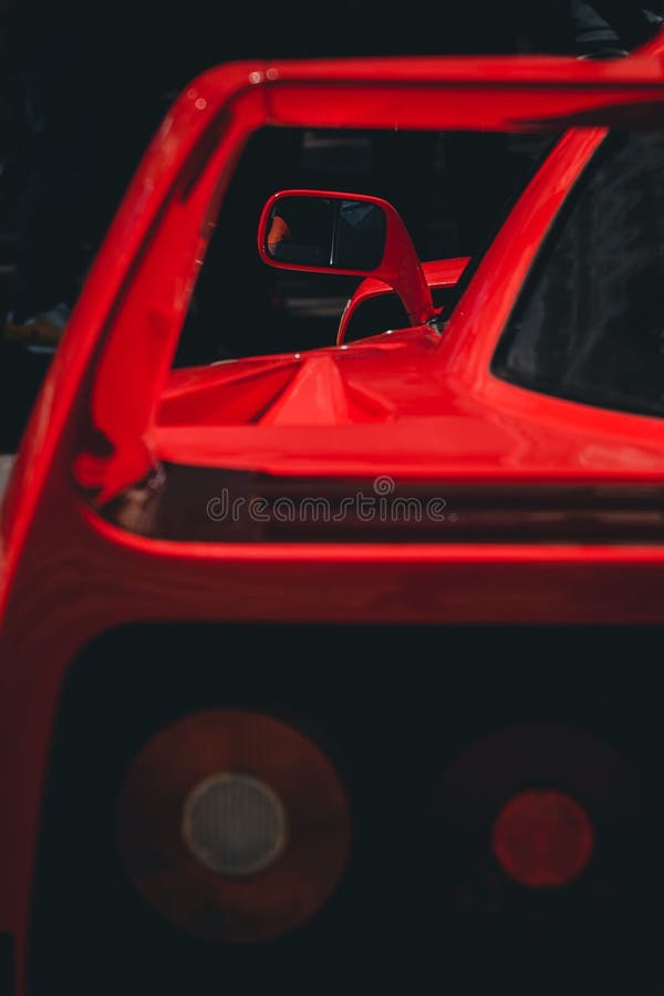 Back View Shot of a Red Ferrari F40 Screen Saver, for Wallpaper ...