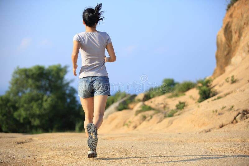 Back of woman runner stock photo. Image of color, hair - 33633444