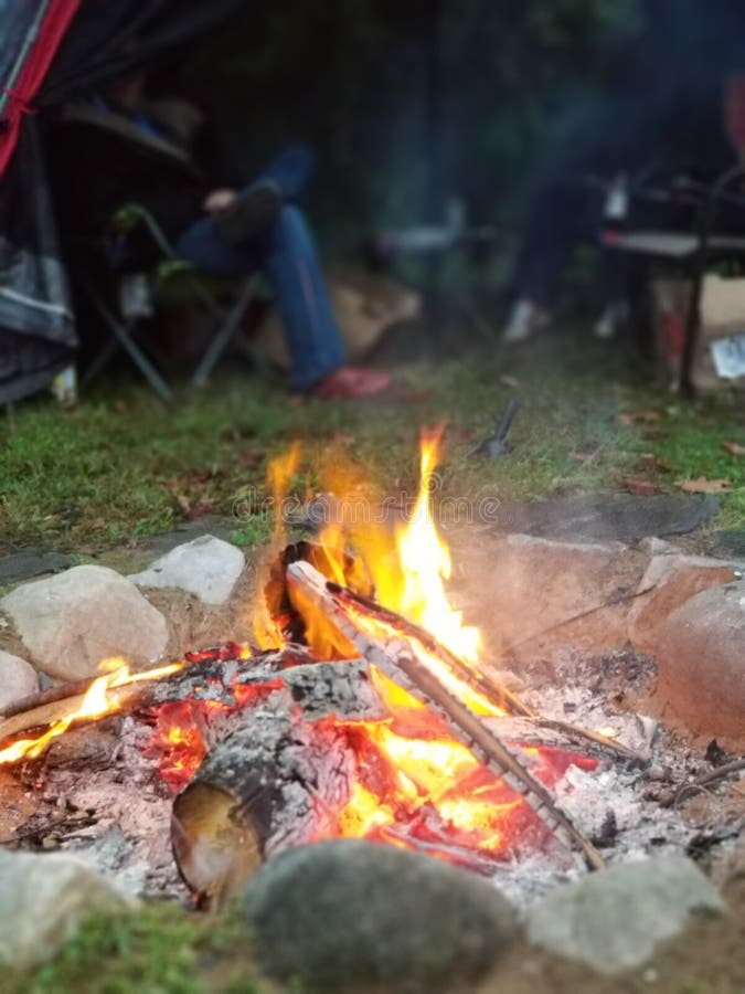 Back Yard Firepit Burning Hot Stock Image - Image of back, yard: 162245783