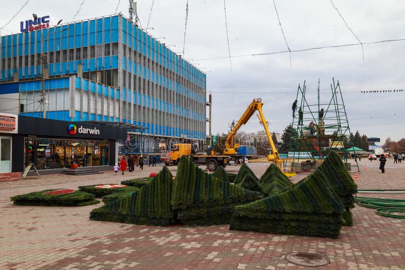Background of Assembling Artificial Urban Christmas Tree in the ...
