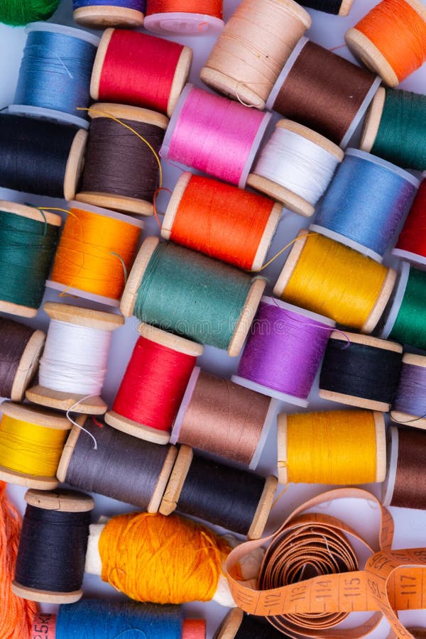 Background Spool of Sewing Threads Colorful Sort Stock Photo - Image of ...
