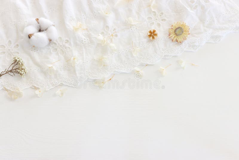 Background of White Embroidered Delicate Lace Fabric and Dry Flowers ...