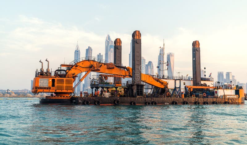 Backhoe Dredger in Dubai, UAE Editorial Stock Image - Image of dredger ...