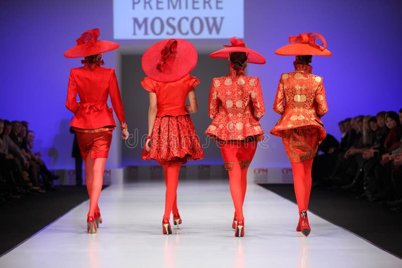 Backs of Four Women Walk the Catwalk Editorial Stock Photo - Image of ...