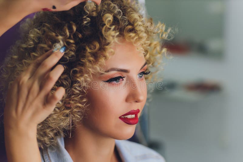 Backstage Scene: Professional Make-up Artist Doing Glamour Model Makeup ...