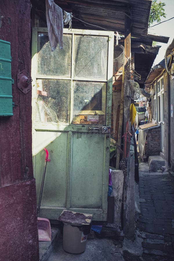 Backstreet alley editorial photo. Image of open, ancient - 75883656